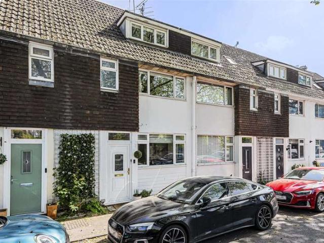 3 Bedroom Mews House