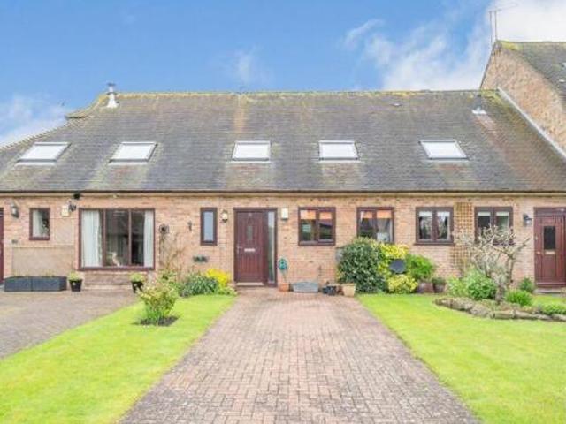3 Bedroom Mews Property For Sale In Willaston, Neston