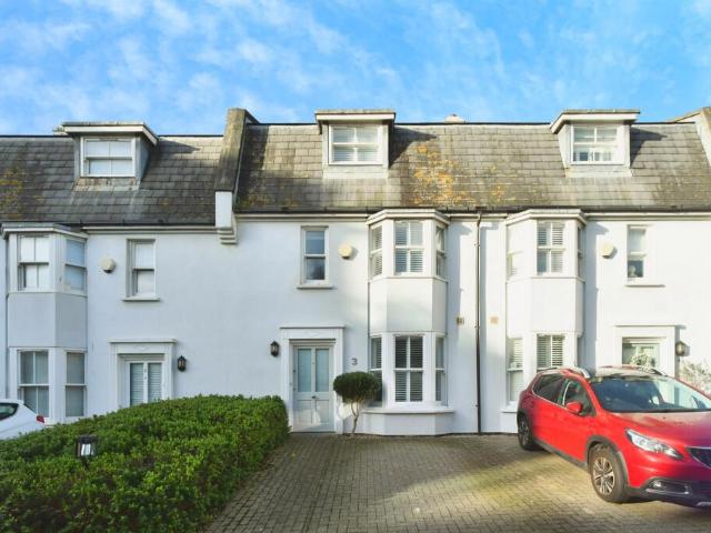 3 bedroom mews property for sale in Camelford Street, Brighton, BN2