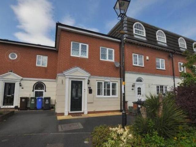 3 Bedroom Mews Property For Sale In Dane Bank, Denton