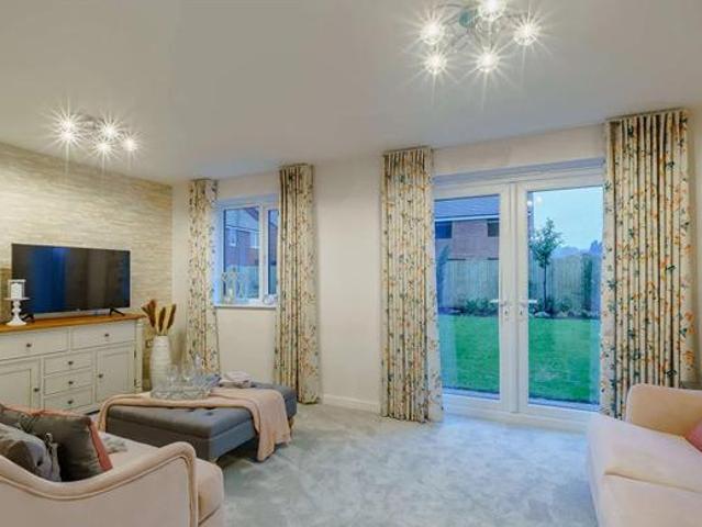 3 Bedroom Mews Property For Sale In Garden City