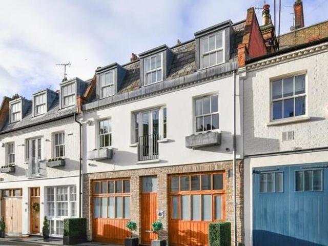 3 Bedroom Mews Property For Sale In London