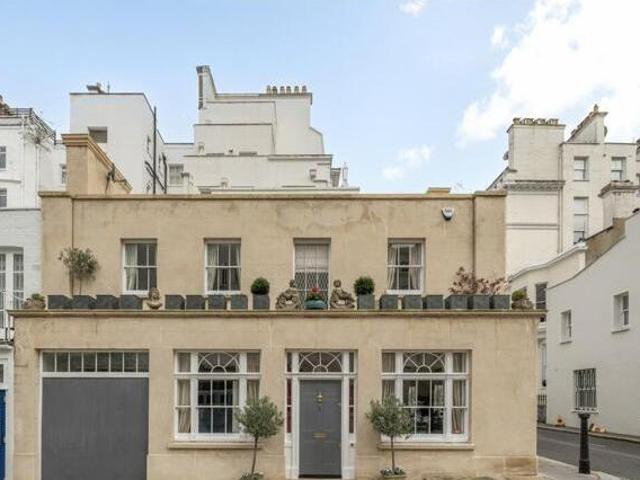 3 Bedroom Mews Property For Sale In London