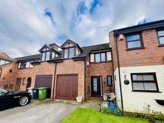 3 Bedroom Mews Property For Sale In Pickmere