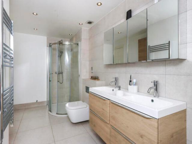 3 bedroom mews property for sale in Rose Hill Drive, Sheffield, S20