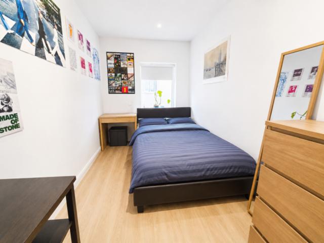 3 bedroom mews property for rent in Criterion Mews, N19