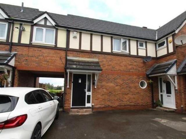 3 Bedroom Mews Property For Rent In Westhoughton