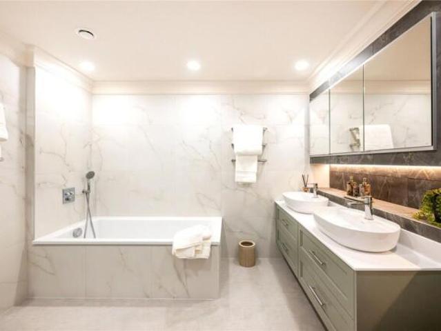 3 bedroom mews property for rent in Woods Mews, Mayfair, London, W1K