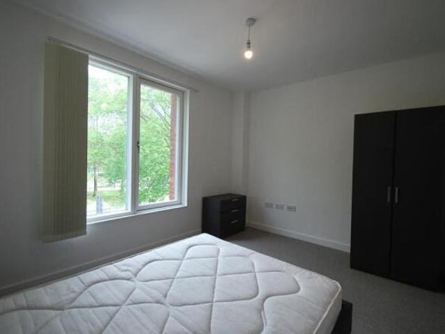 3 bedroom mews property for rent in Clarendon Street, Manchester, M15 5AW, M15
