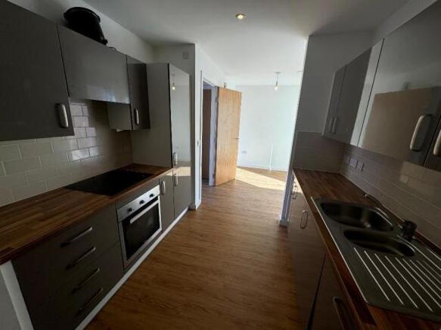 3 bedroom mews property for rent in Clarendon Street, Manchester, M15 5AW, M15