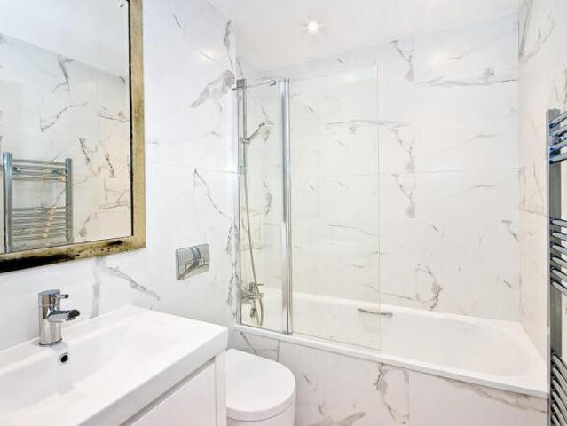 3 bedroom mews property for rent in Ennismore Mews, Knightsbridge SW7