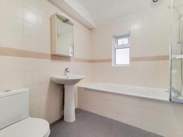 3 bedroom mews property for rent in Huntsworth Mews, London, NW1