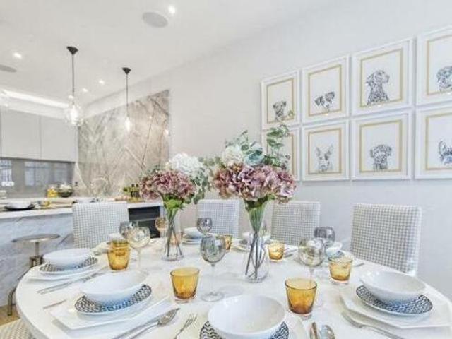 3 Bedroom Mews Property For Rent In Paddington, London