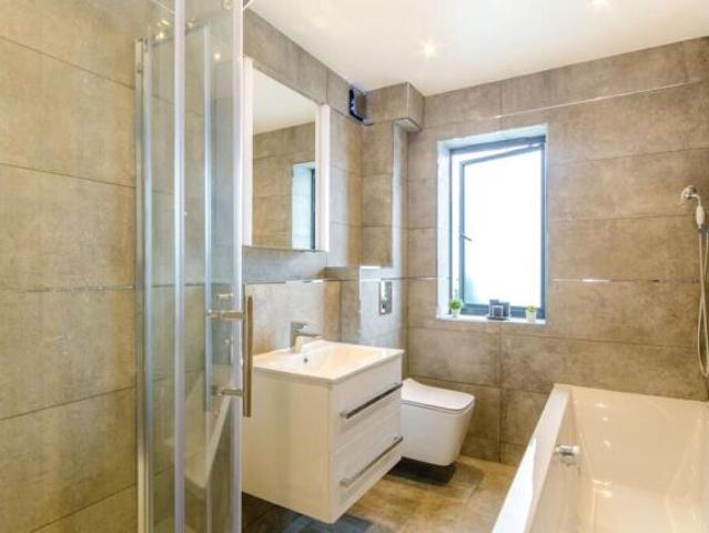 3 bedroom mews property for rent in Rose Joan Mews, West Hampstead, London, NW6