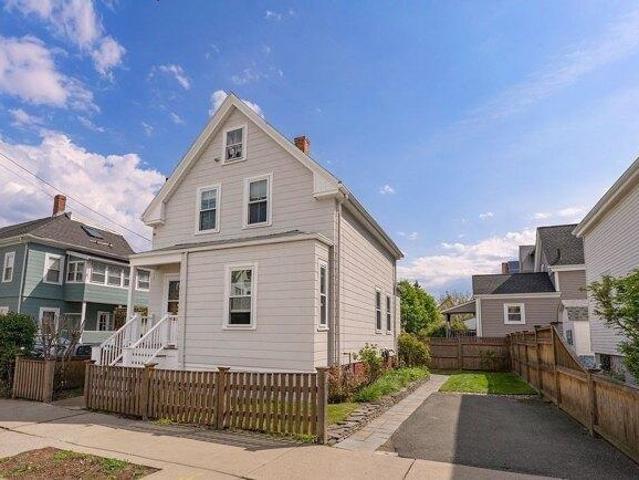 3 bedroom, Medford MA 02155 102157278