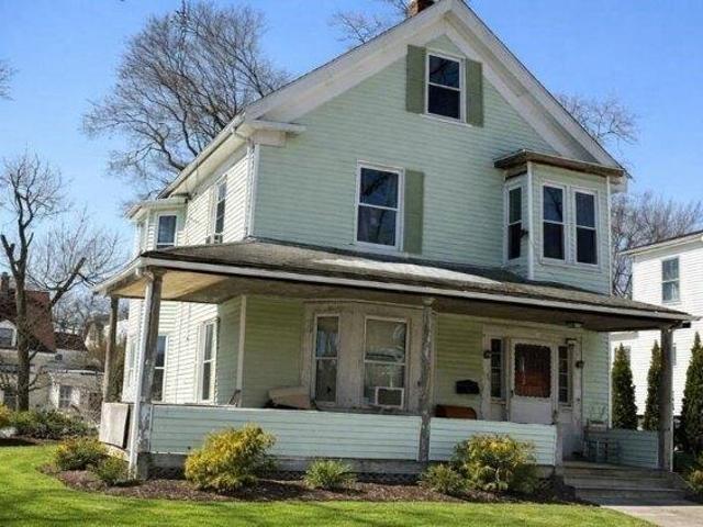 3 bedroom, Medford MA 02155 102343574