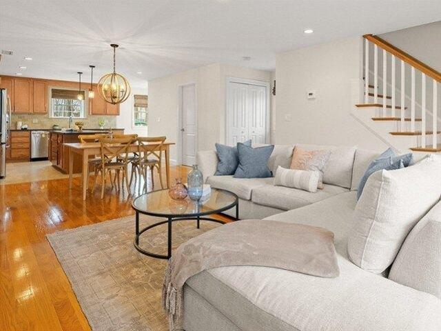 3 bedroom, Medford MA 02155 102347287