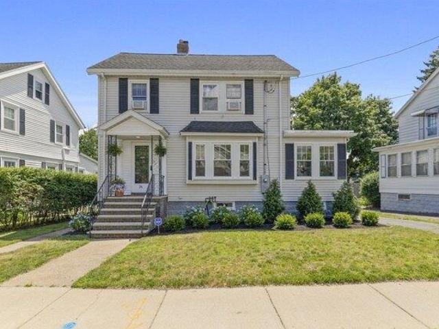 3 bedroom, Medford MA 02155 103887366