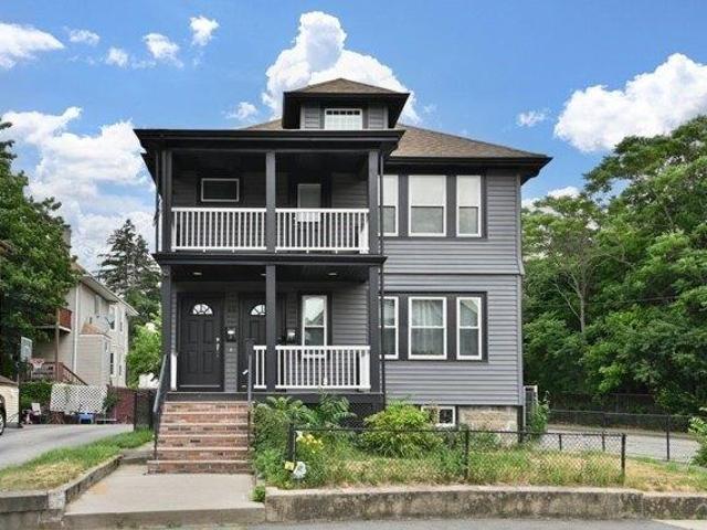 3 bedroom, Medford MA 02155 105094741