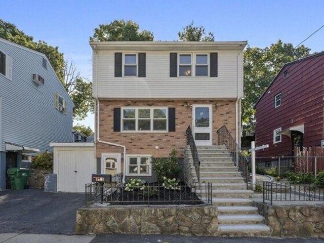3 bedroom, Medford MA 02155 105158488
