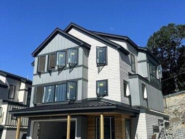 3 bedroom, Medford MA 02155 LS102632238