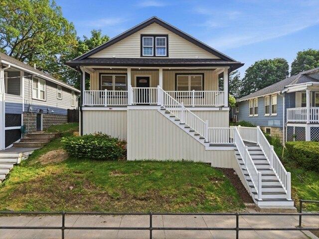 3 bedroom, Medford MA 02155 LS102762533