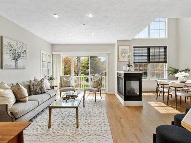 3 bedroom, Medford MA 02155 LS102828132