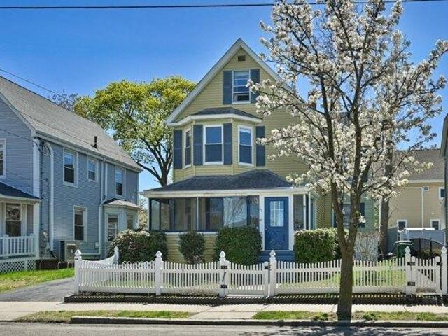 3 bedroom, Medford MA 02155 LS102960499