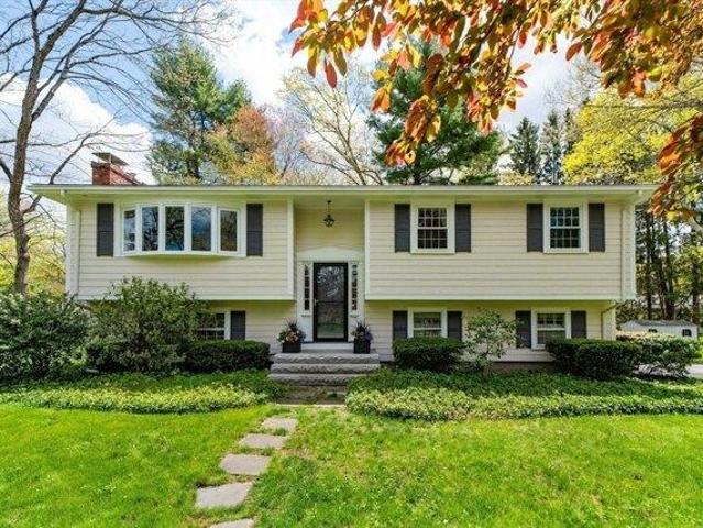 3 bedroom, Medfield MA 02052 102670679