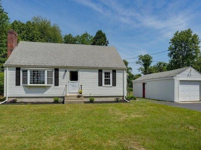 3 bedroom, Medway MA 02053 103162414