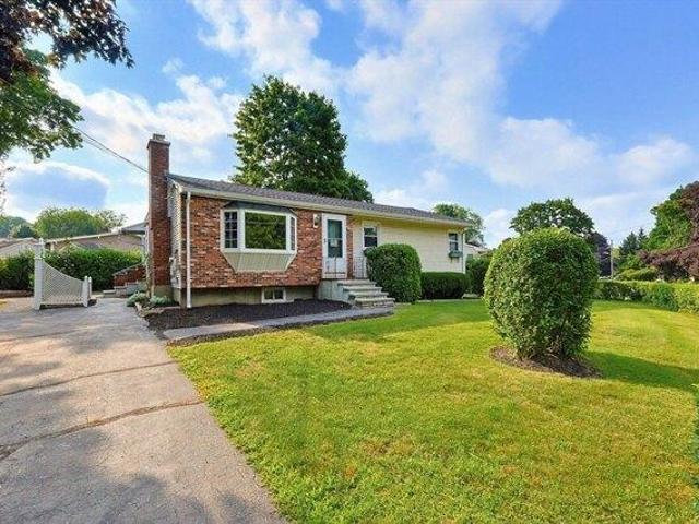 3 bedroom, Medway MA 02053 104791585
