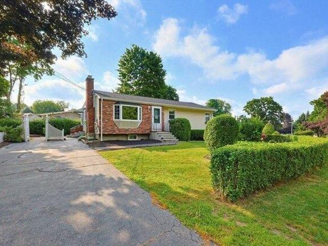 3 bedroom, Medway MA 02053 105107599
