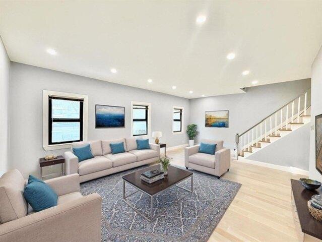 3 bedroom, Melrose MA 02176 103852373