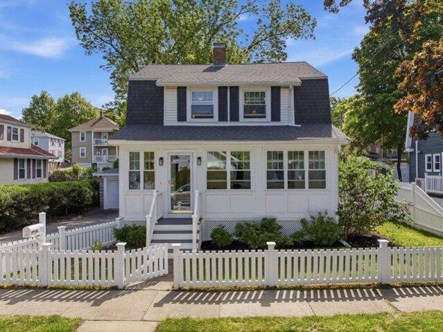 3 bedroom, Melrose MA 02176 104076453