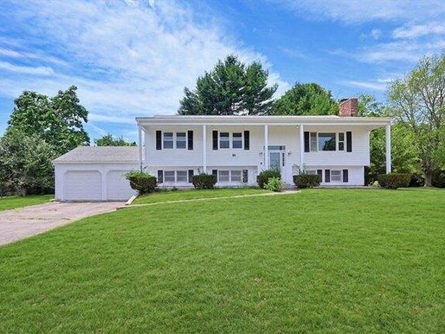 3 bedroom, Mendon MA 01756 104608482