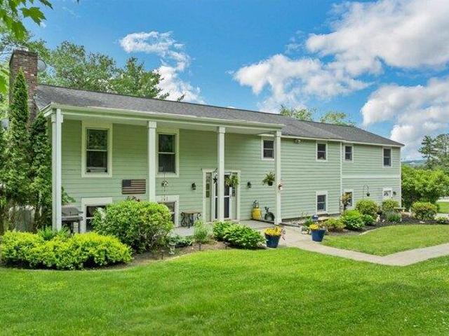 3 bedroom, Meredith NH 03253 104850486