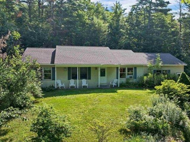 3 bedroom, Meredith NH 03253 105094925
