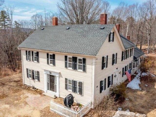 3 bedroom, Meredith NH 03253 LS102313543
