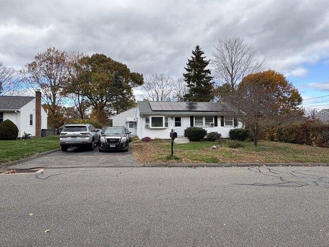 3 bedroom, Meriden CT 06450 102475570
