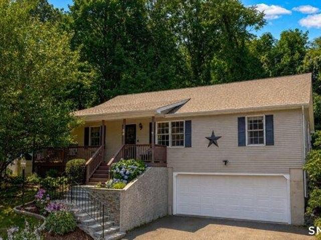 3 bedroom, Meriden CT 06450 104568194