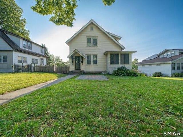 3 bedroom, Meriden CT 06450 105230101