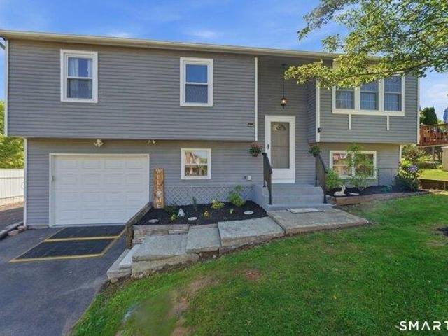 3 bedroom, Meriden CT 06450 LS103100256