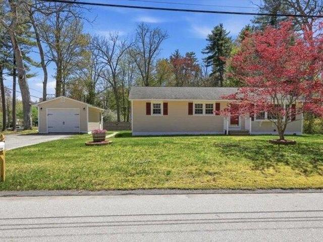 3 bedroom, Merrimack NH 03054 102775323