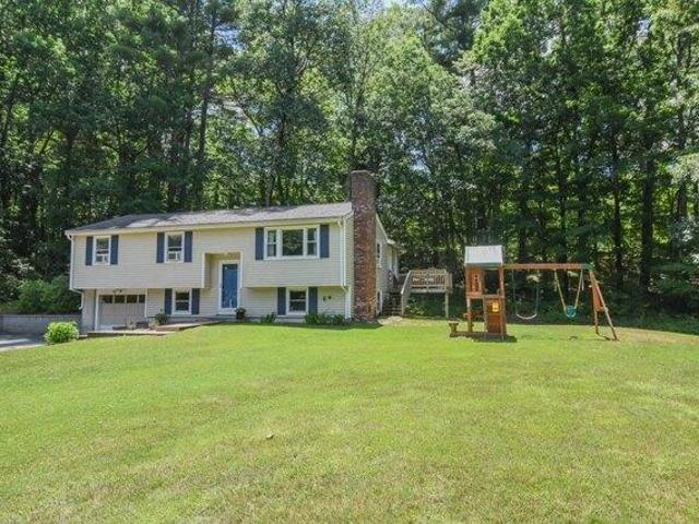 3 bedroom, Merrimack NH 03054 104566799