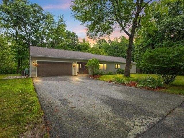 3 bedroom, Merrimack NH 03054 104810034