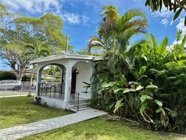 3 bedroom, Miami FL 33125 LS96292664