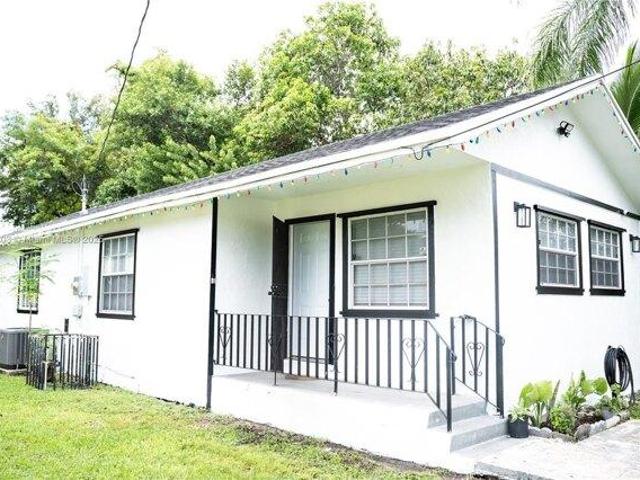 3 bedroom, Miami FL 33142 93222111