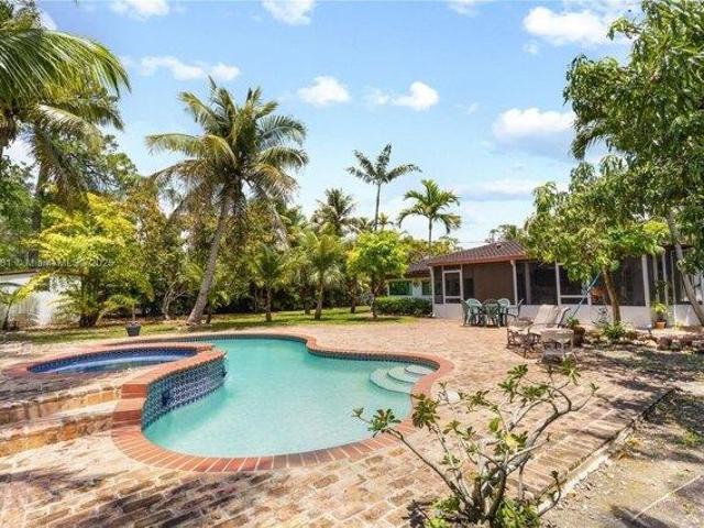 3 bedroom, Miami FL 33143 93790259