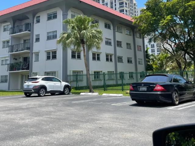 3 bedroom, Miami FL 33143 97213738