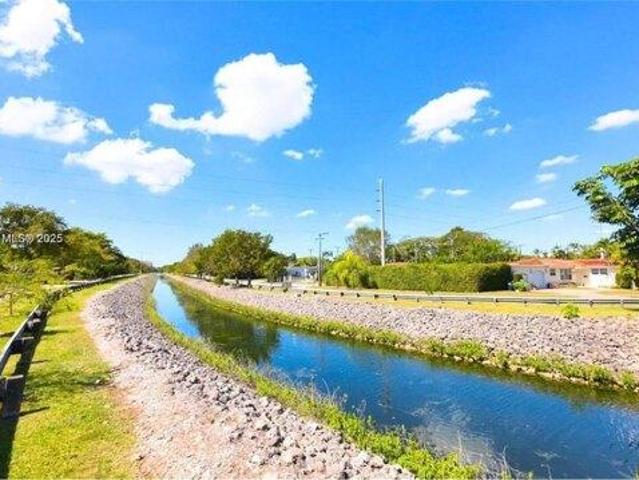 3 bedroom, Miami FL 33155 89746736